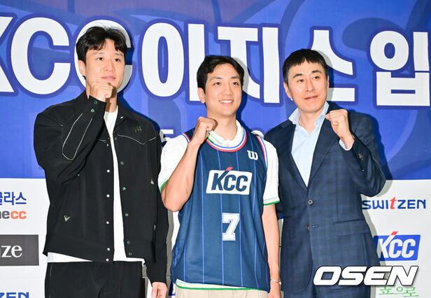 [사진]KCC 입단 허훈 "올시즌 기대해주세요"