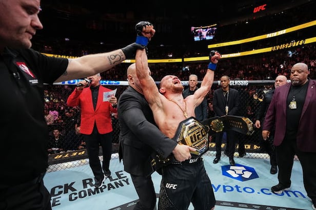 Van Becomes First Asian-Born Male UFC Champion