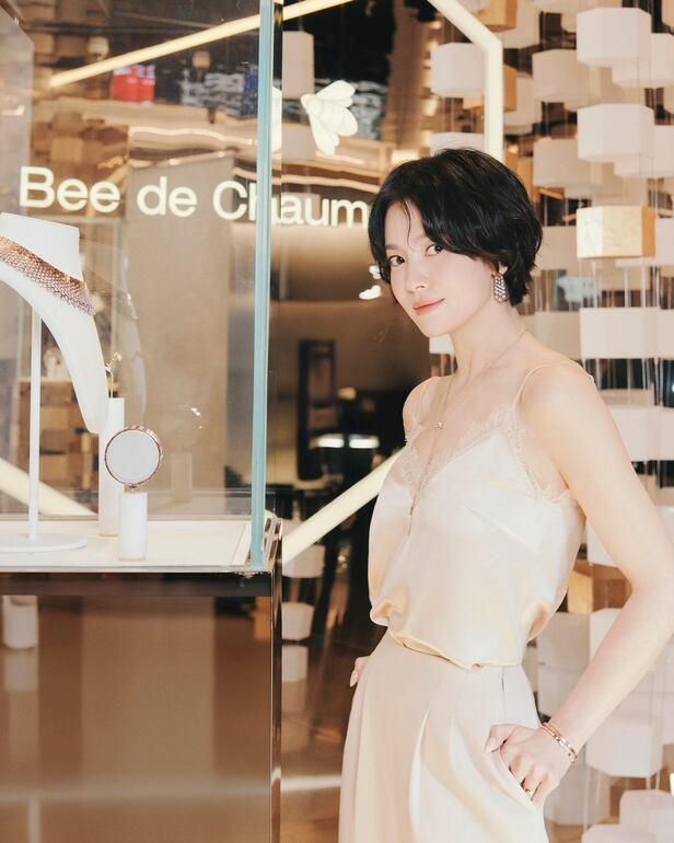 Song Hye-kyo Dazzles with Layered Chaumet Jewelry at Pop-up